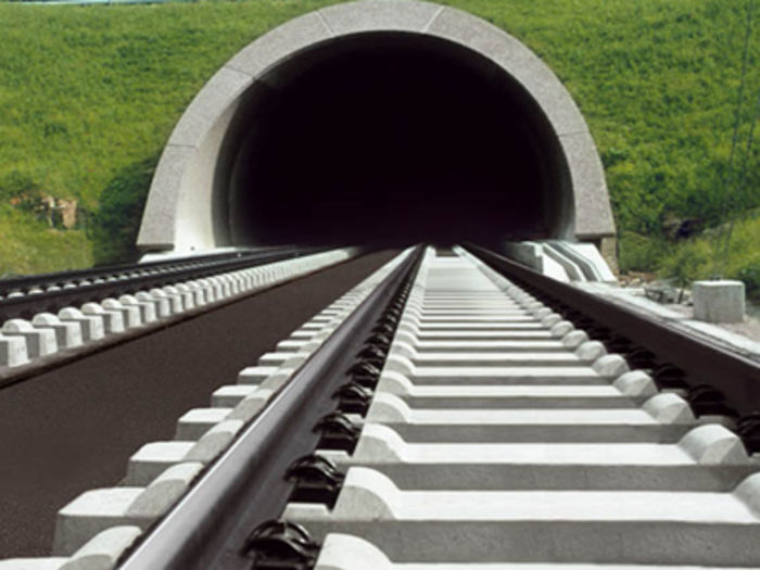 PCM RAIL.ONE AG -Feste Fahrbahn